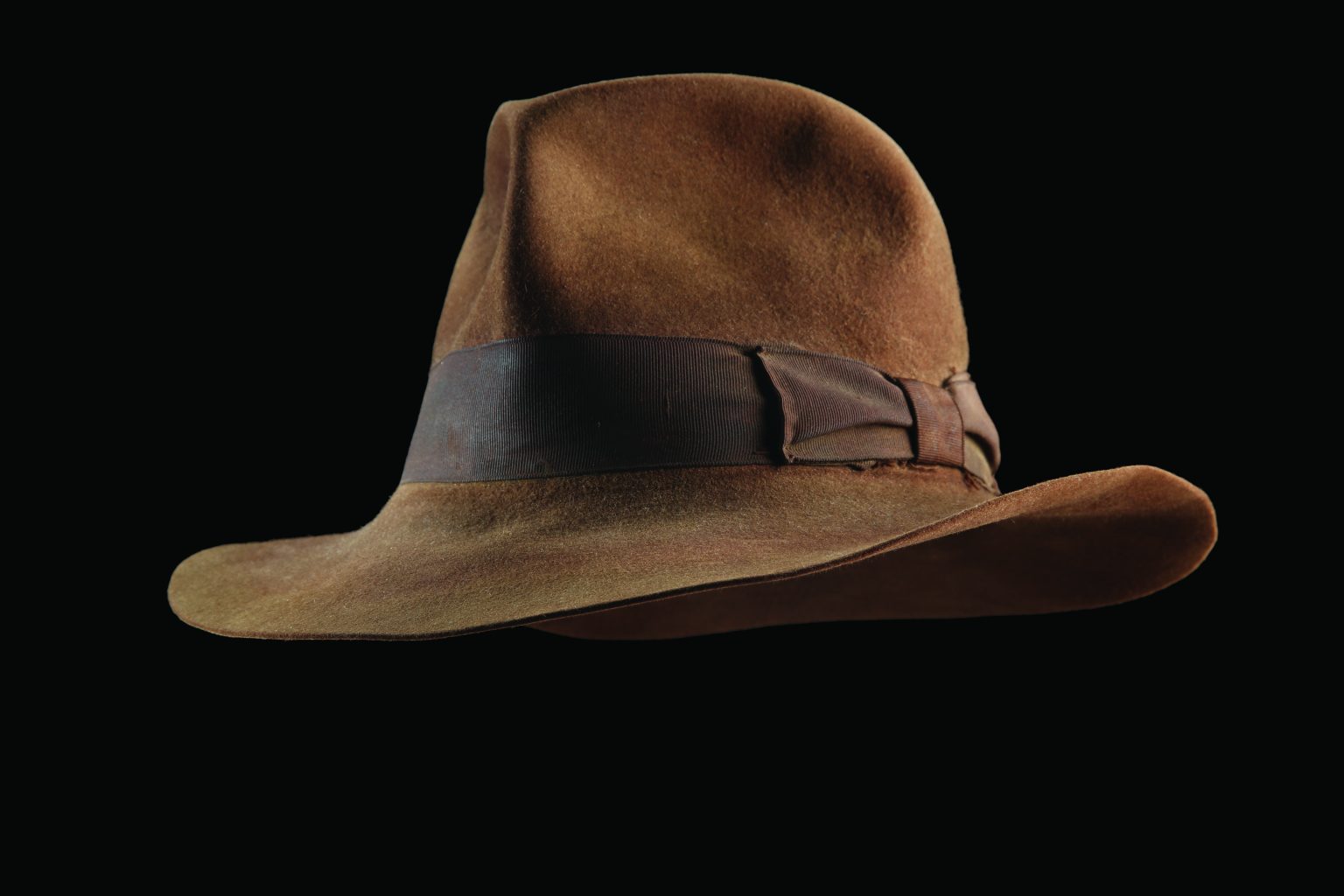 RECORD! An Indiana Jones Hat, Worn On Screen by Harrison Ford in ...